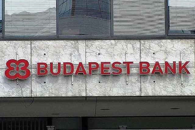 30 százalékot zuhant a Budapest Bank eredménye az első fél évben ...