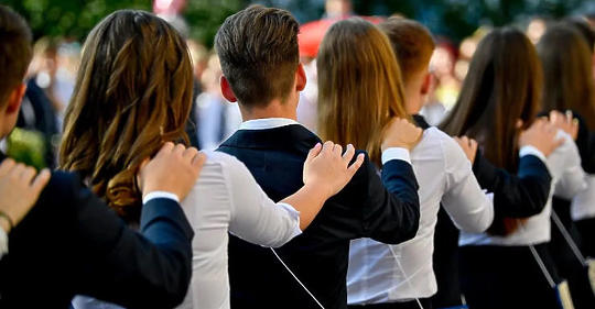 Kiderült, hogyan lehet idén ballagásokat tartani - Privátbankár.hu