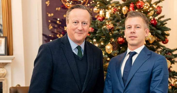 Nagy halat fogott Magyar Péter Nagy-Britanniában - Privátbankár.hu